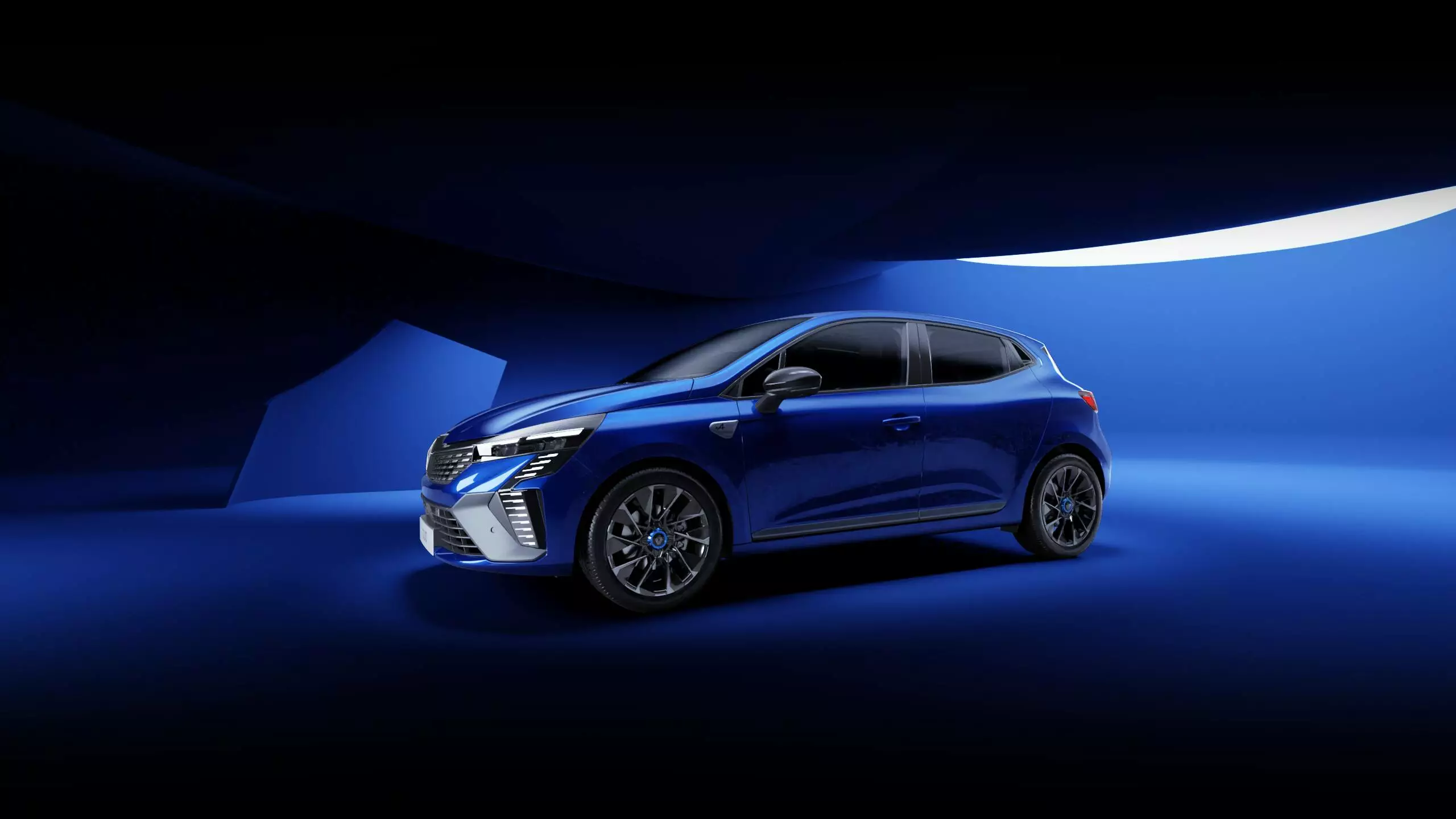 Renault Clio E-Tech Full Hybrid | Auto Cobălcescu